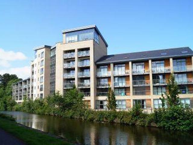 2 Bedrooms Flat for sale in Mill View House, Aalborg Place, Lancaster LA1