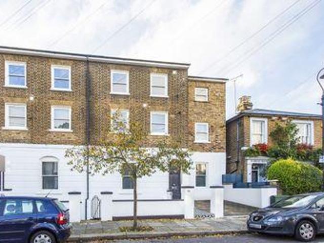 2 Bedrooms Flat for sale in Mill Hill Road, London W3