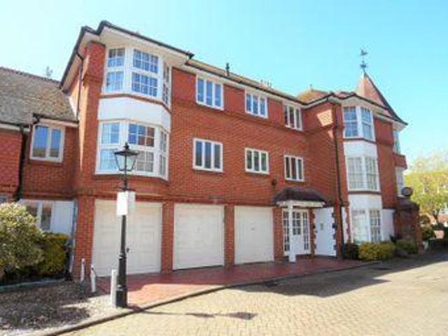 2 Bedrooms Flat for sale in Mill House Gardens, Worthing BN11