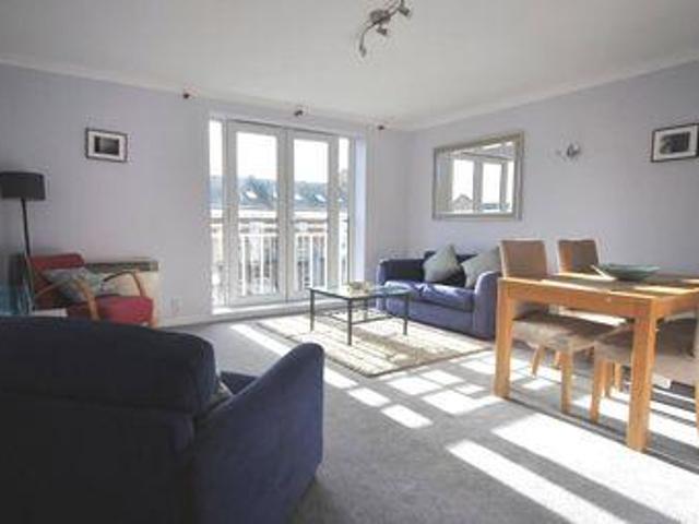 2 Bedrooms Flat for sale in Millennium Drive, London E14
