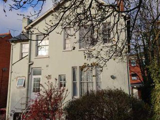 2 Bedrooms Flat for sale in Milman Road, Reading RG2