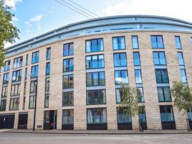 2 Bedrooms Flat for sale in Minerva Street, Glasgow G3