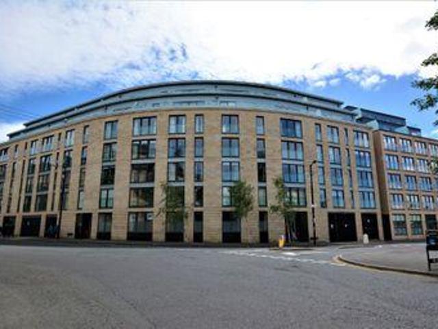 2 Bedrooms Flat for sale in Minerva Street, Flat 4/1, Finnieston, Glasgow G3