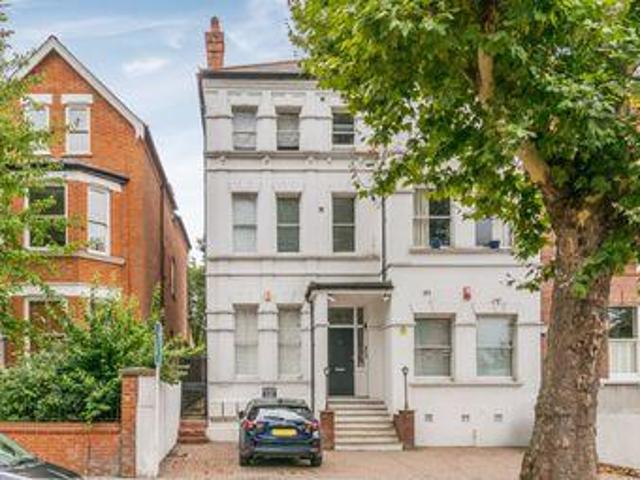 2 Bedrooms Flat for sale in Minster Road, London NW2