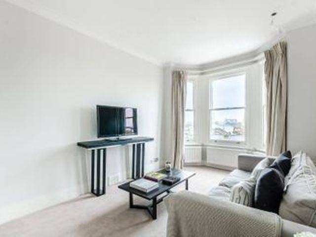 2 Bedrooms Flat for sale in Munster Road, Munster Village SW6