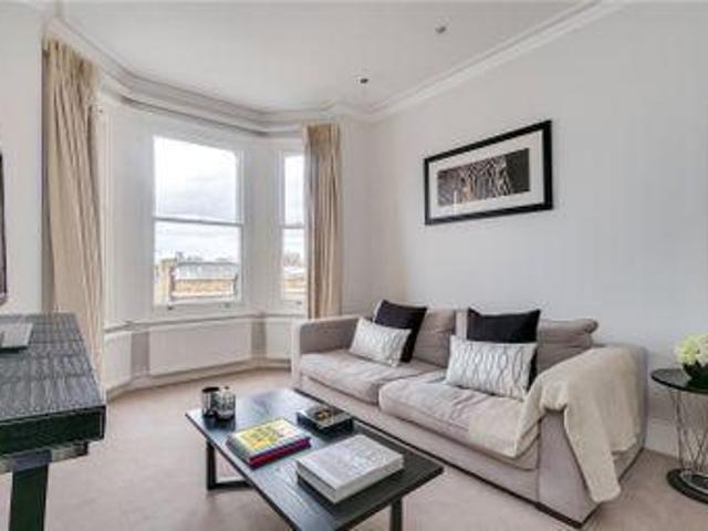 2 Bedrooms Flat for sale in Munster Road, Fulham, London SW6