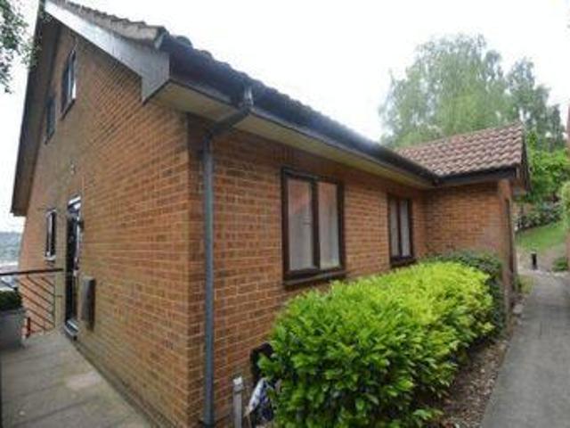 2 Bedrooms Flat for sale in Mylne Close, High Wycombe HP13
