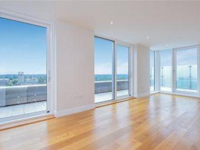 2 Bedrooms Flat for sale in Northway House, 4 Acton Walk, Whetstone N20