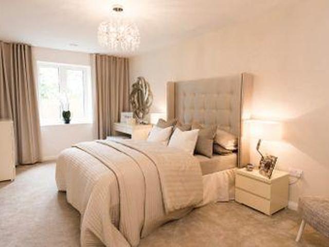 2 Bedrooms Flat for sale in Northwich Road, Knutsford WA16