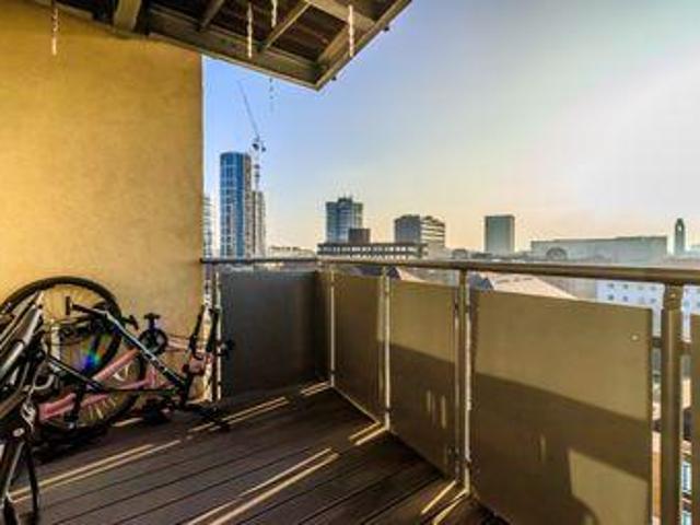 2 Bedrooms Flat for sale in North Street, Barking IG11