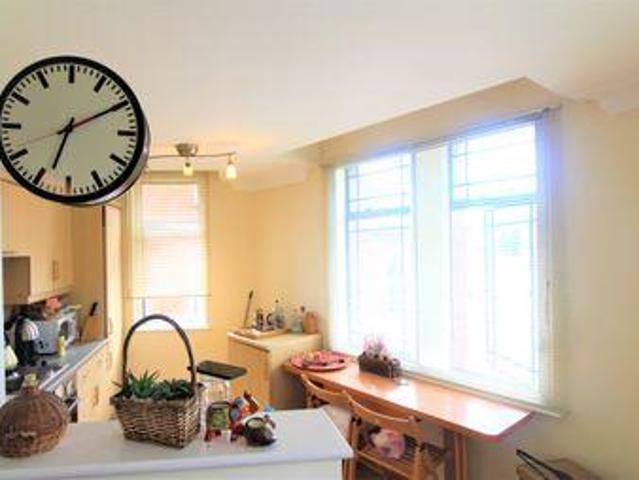 2 Bedrooms Flat for sale in North Street, Leeds LS2