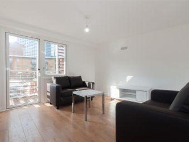 2 Bedrooms Flat for sale in North Street, Leeds LS2