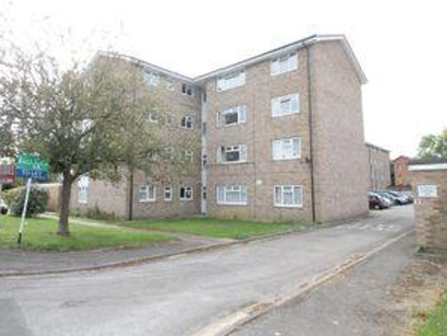 2 Bedrooms Flat for sale in New Barn Avenue, Prestbury, Cheltenham GL52