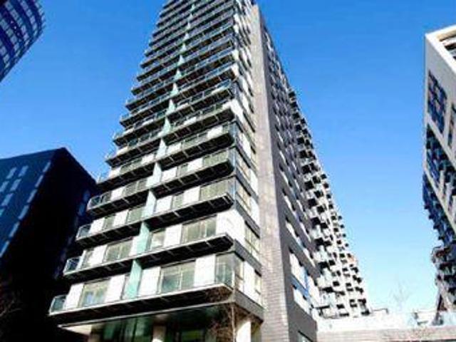 2 Bedrooms Flat for sale in New Century Park, Manchester M4