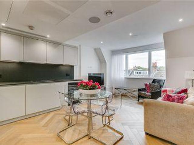 2 Bedrooms Flat for sale in New Kings Road, Fulham, London SW6