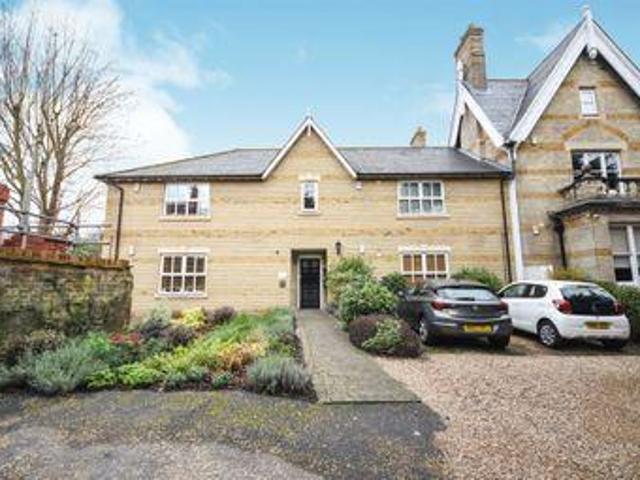 2 Bedrooms Flat for sale in New London Road, Chelmsford CM2