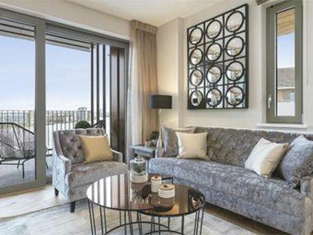 2 Bedrooms Flat for sale in New Pier Wharf, 1 3 Odessa Street, London SE16