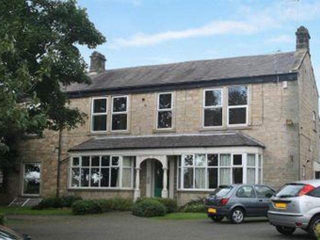 2 Bedrooms Flat for sale in Newlaithes Grange, Horsforth, Leeds LS18
