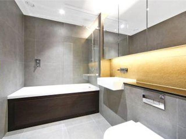 2 Bedrooms Flat for sale in Newnton Close, London N4