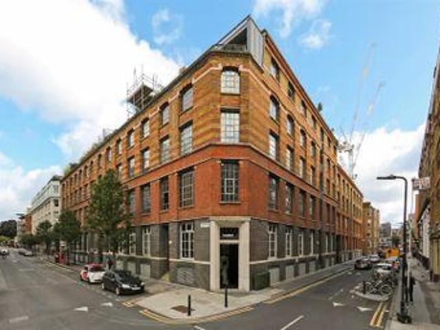 2 Bedrooms Flat for sale in Nile Street, London N1