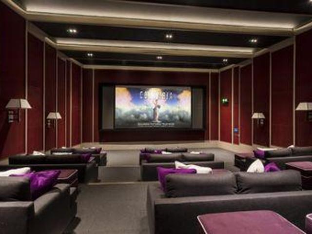 2 Bedrooms Flat for sale in Nine Elms, London SW11