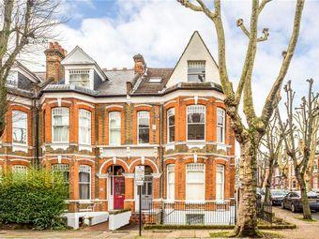 2 Bedrooms Flat for sale in Sotheby Road, London N5