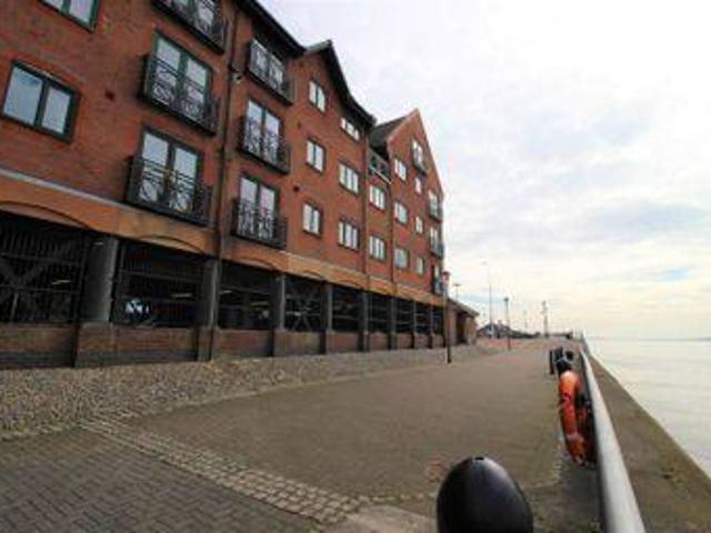2 Bedrooms Flat for sale in South Ferry Quay, Liverpool L3