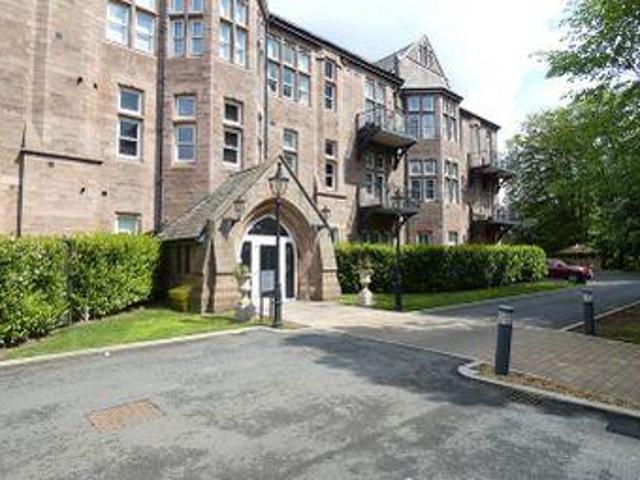 2 Bedrooms Flat for sale in South Wing, The Residence, Lancaster LA13Sy LA1