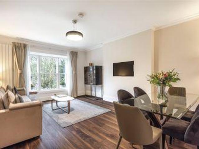 2 Bedrooms Flat for sale in Southend Road, Beckenham BR3
