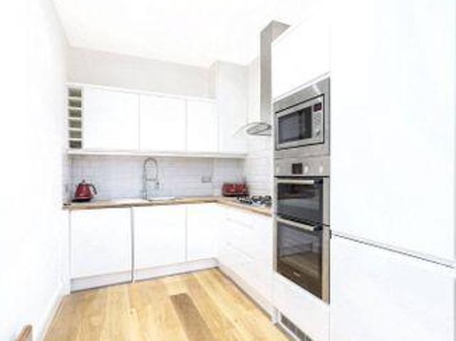 2 Bedrooms Flat for sale in Southerton Road, Hammersmith, London W6