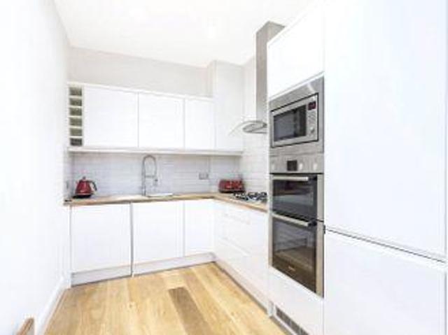 2 Bedrooms Flat for sale in Southerton Road, Hammersmith, London W6