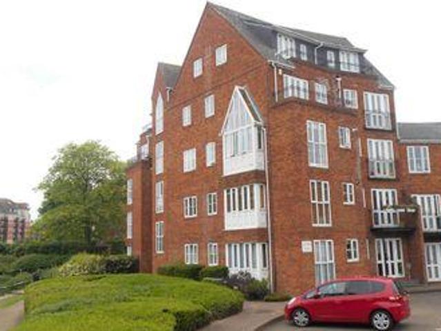 2 Bedrooms Flat for sale in Sovereigns Quay, Bedford, Bedfordshire MK40
