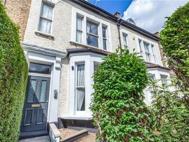 2 Bedrooms Flat for sale in Somerfield Road, Finsbury Park N4