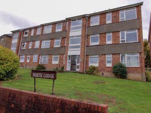 2 Bedrooms Flat for sale in Somerset Road, New Barnet, Barnet EN5