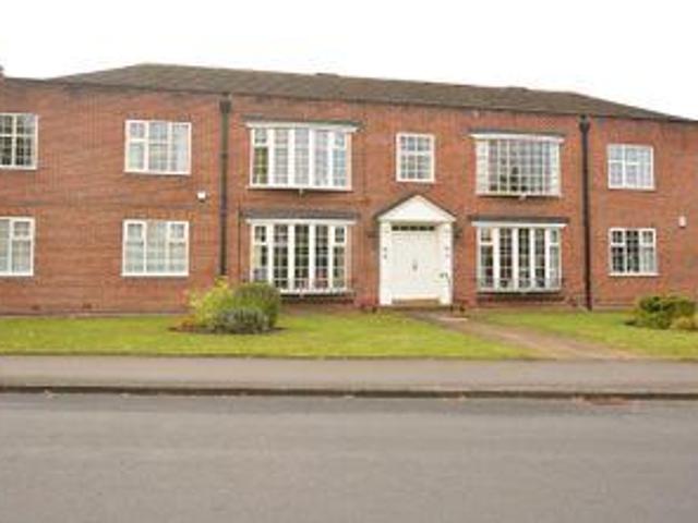 2 Bedrooms Flat for sale in Sandmoor Lane, Leeds, West Yorkshire LS17