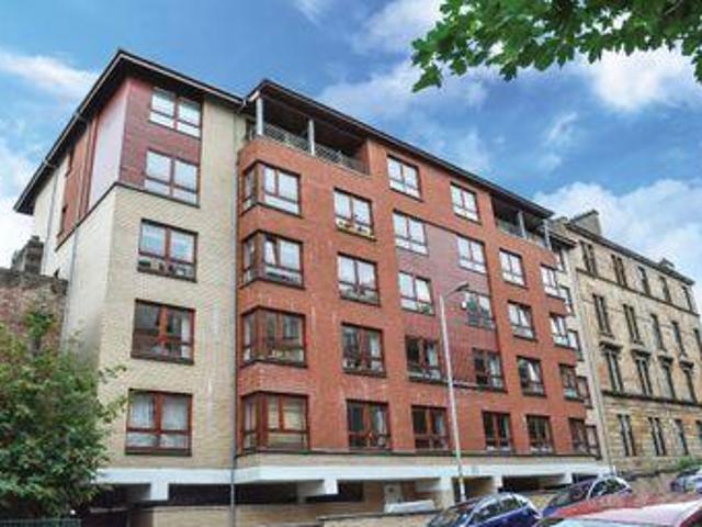 2 Bedrooms Flat for sale in Sanda Street, Flat 2/1, North Kelvinside, Glasgow G20