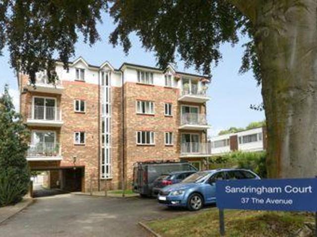 2 Bedrooms Flat for sale in Sandringham Court, 37 The Avenue, Beckenham BR3