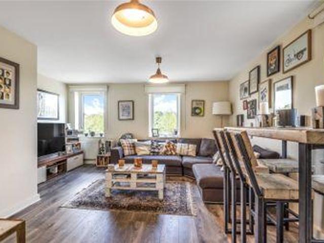2 Bedrooms Flat for sale in Seven Sisters Road, London N4
