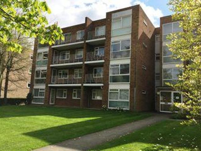 2 Bedrooms Flat for sale in Seychelle Court, 24 Foxgrove Road, Beckenham BR3