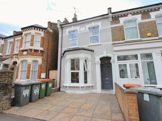 2 Bedrooms Flat for sale in Sebert Road, Forest Gate, London E7