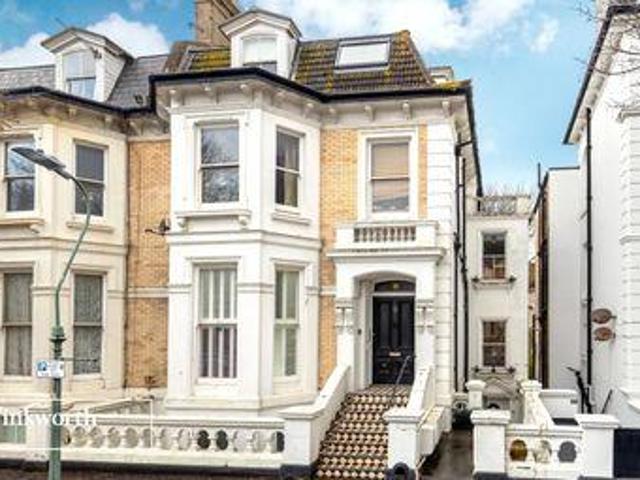 2 Bedrooms Flat for sale in Selborne Road, Hove, East Sussex BN3