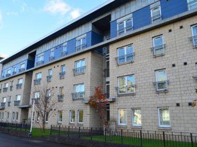 2 Bedrooms Flat for sale in Shields Road, Flat 0/1, Pollokshields, Glasgow G41