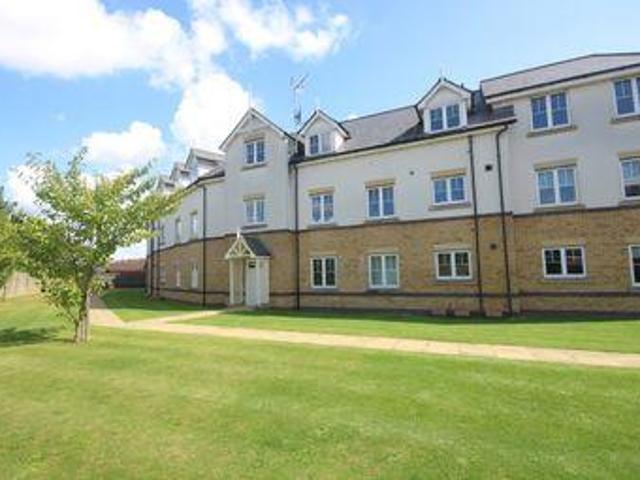 2 Bedrooms Flat for sale in Shimbrooks, Great Leighs, Chelmsford CM3