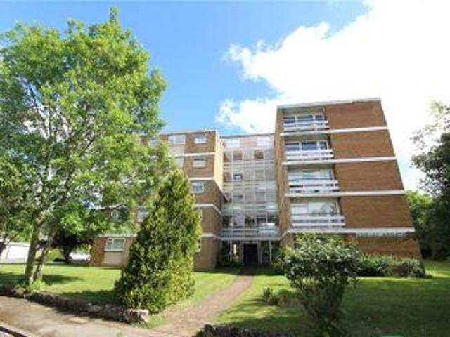 2 Bedrooms Flat for sale in Shirley Heights, Shirley Road, Wallington SM6