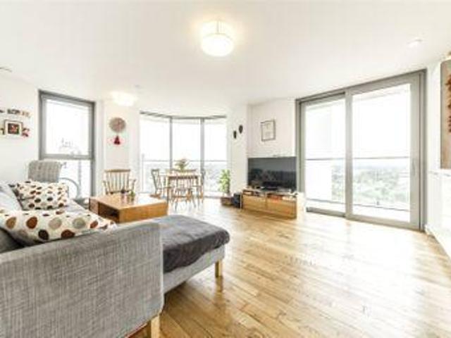 2 Bedrooms Flat for sale in Sienna Alto, 2 Cornmill Lane, Lewisham, London SE13
