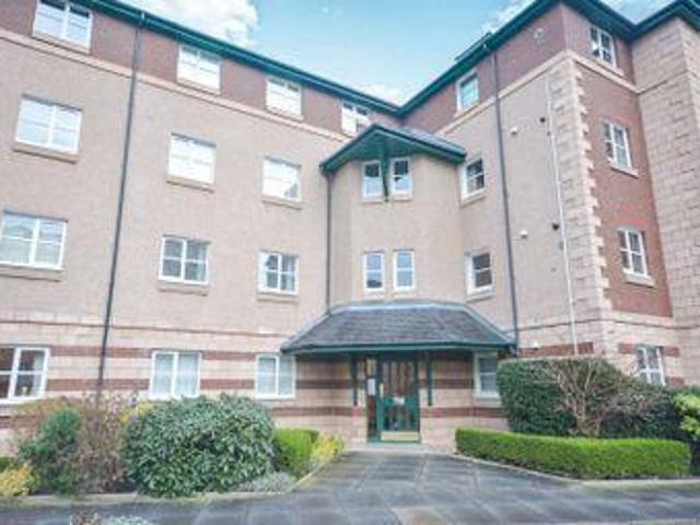 2 Bedrooms Flat for sale in Silvermills, Edinburgh EH3