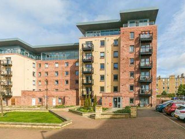2 Bedrooms Flat for sale in Slateford Gait, Slateford, Edinburgh EH11