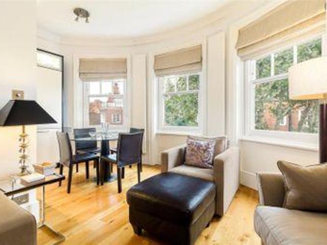 2 Bedrooms Flat for sale in Sloane Court West, London SW3