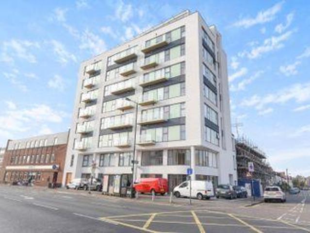 2 Bedrooms Flat for sale in Spur House, Wimbledon SW19
