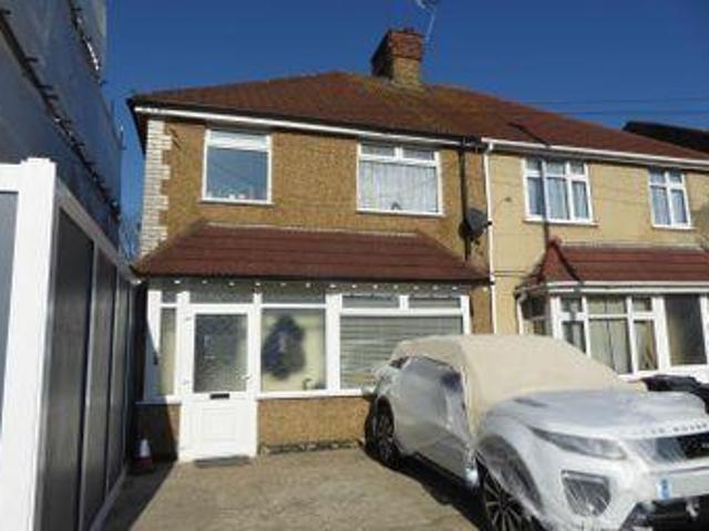 2 Bedrooms Flat for sale in Spring Grove Road, Hounslow TW3